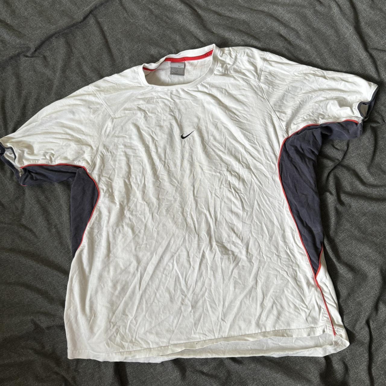 Nike Retro T-shirt - Depop