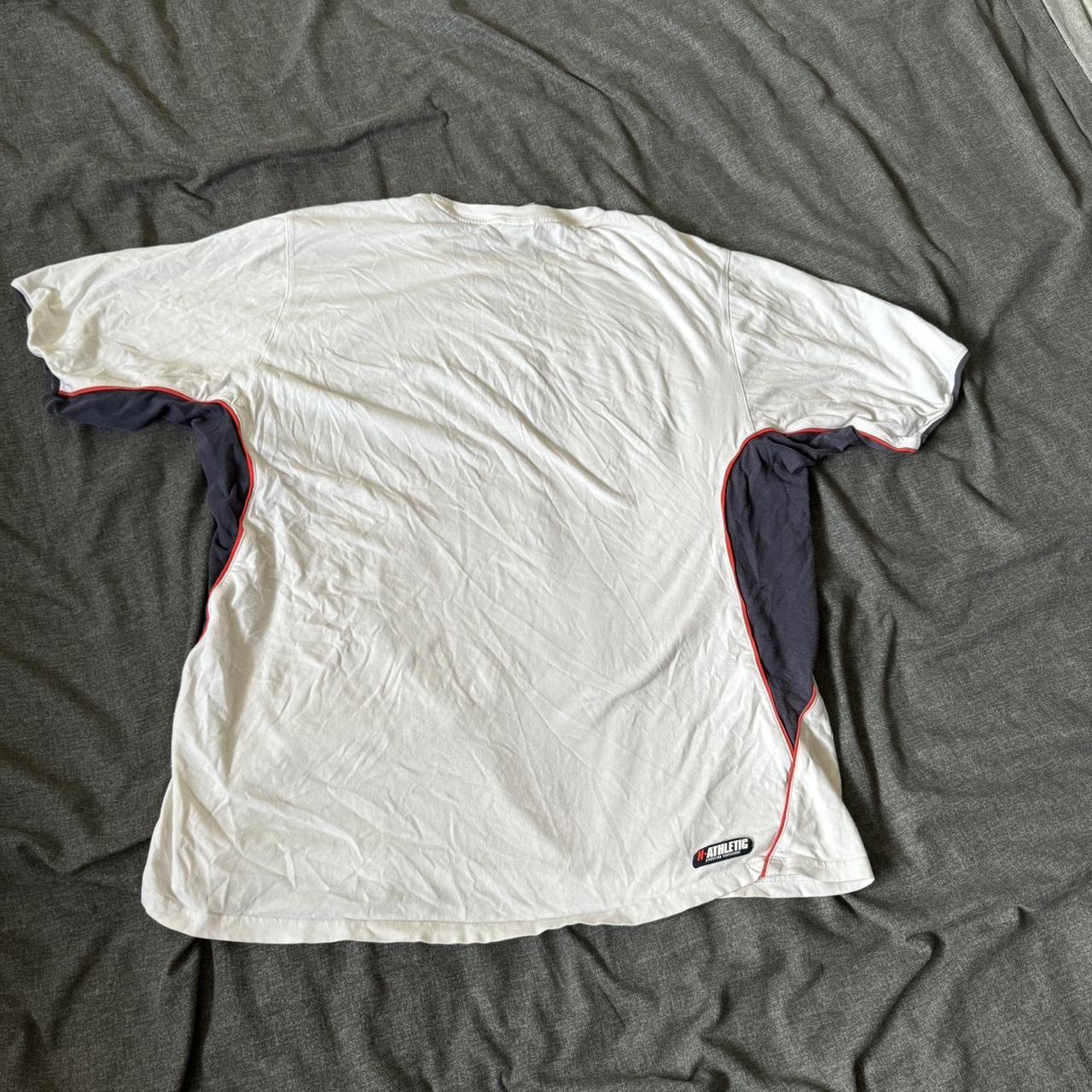 Nike Retro T-shirt - Depop
