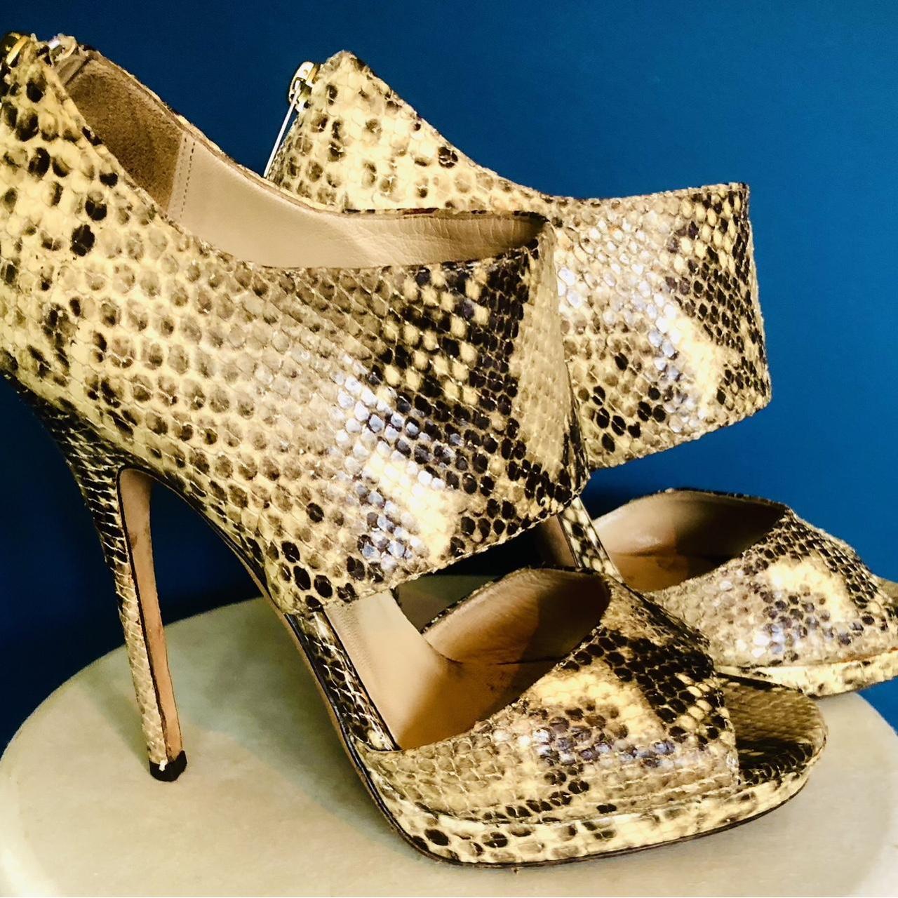 Jimmy Choo Women's Tan and Black Courts | Depop