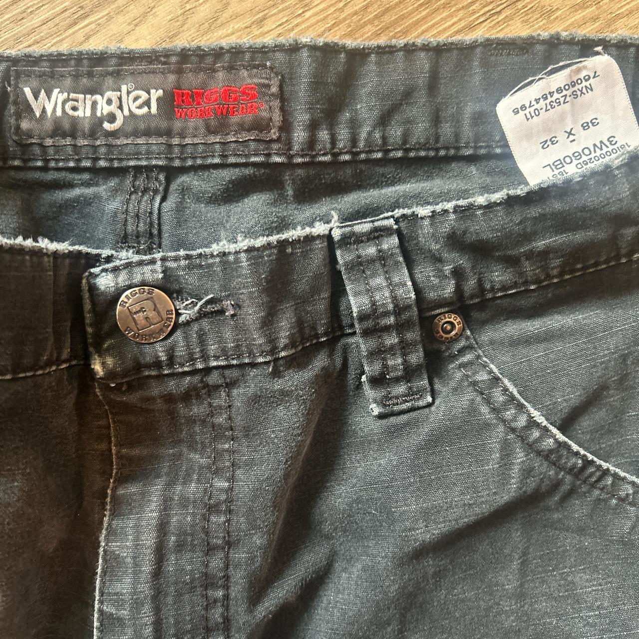 Navy Wrangler riggs cargo pants with multiple... - Depop