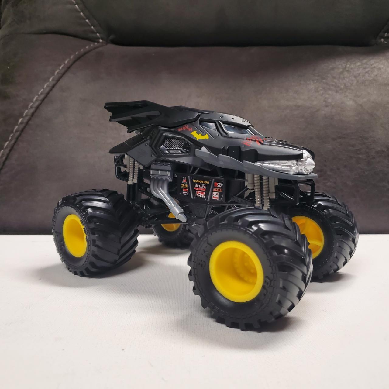 Batman Monster Trucks