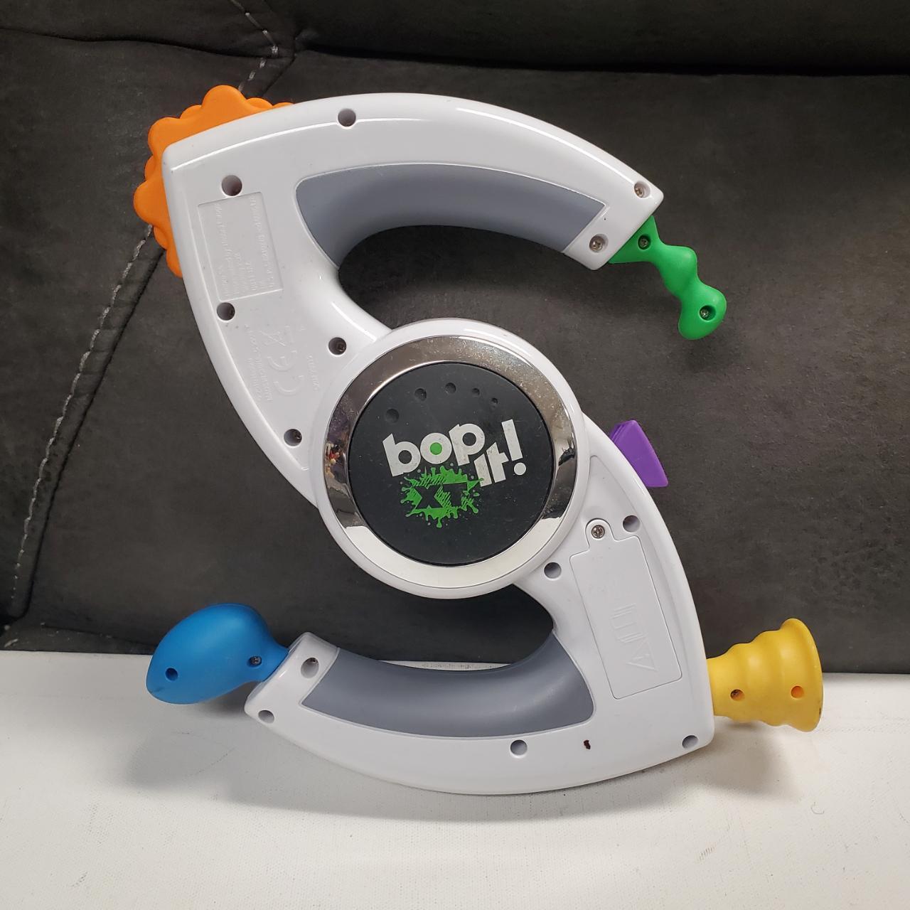 Game - Handheld - Electronic - Bop It XT - White -... - Depop