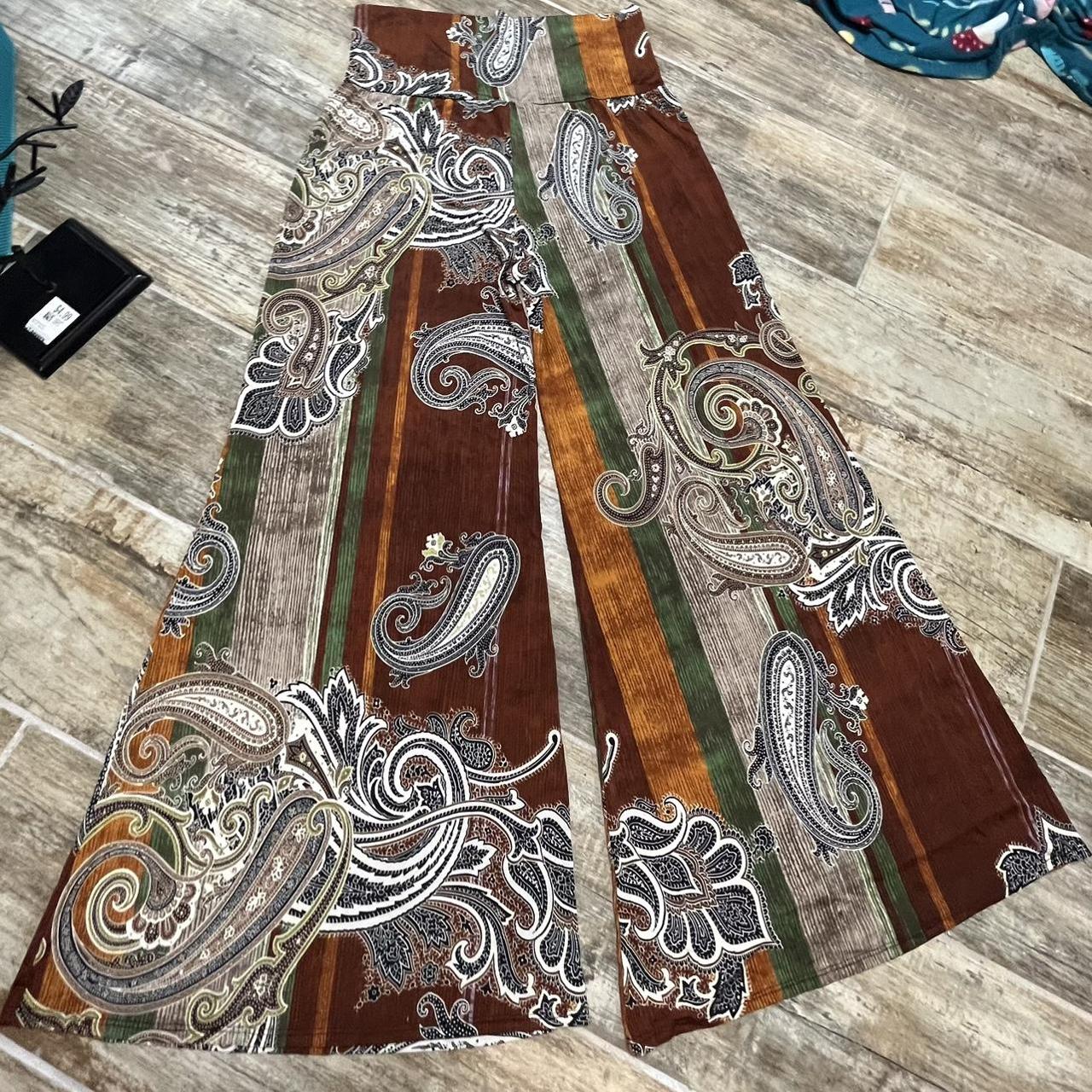 Adorable stretchy pants! love these for the fall,... - Depop