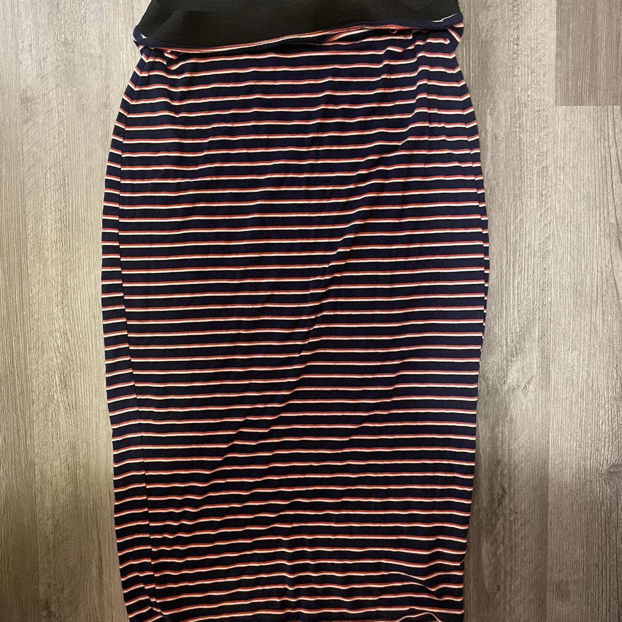 Old navy stripped skirt - Depop