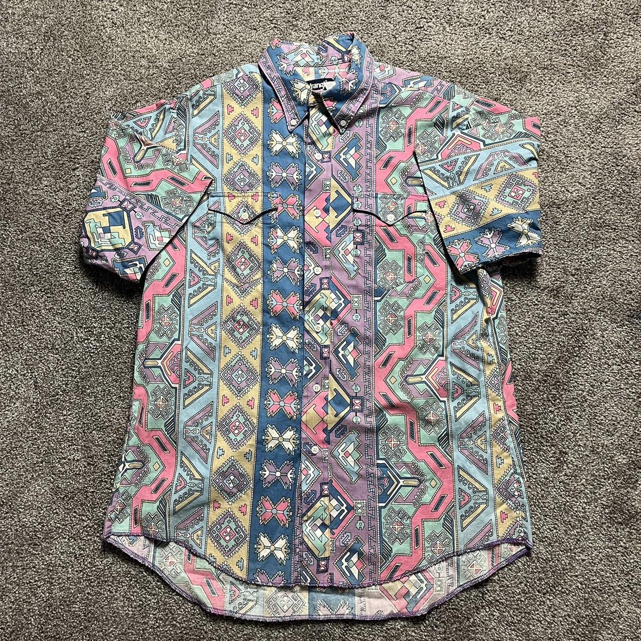 Vintage Wrangler Button Up Shirt Size: XL fits 23 x... - Depop