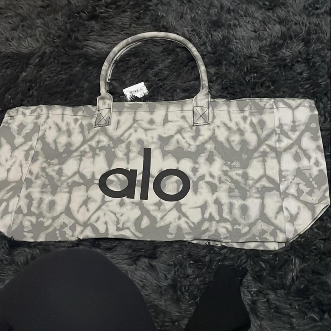 ALO yoga grey tiedye bag one size brand new with tags - Depop