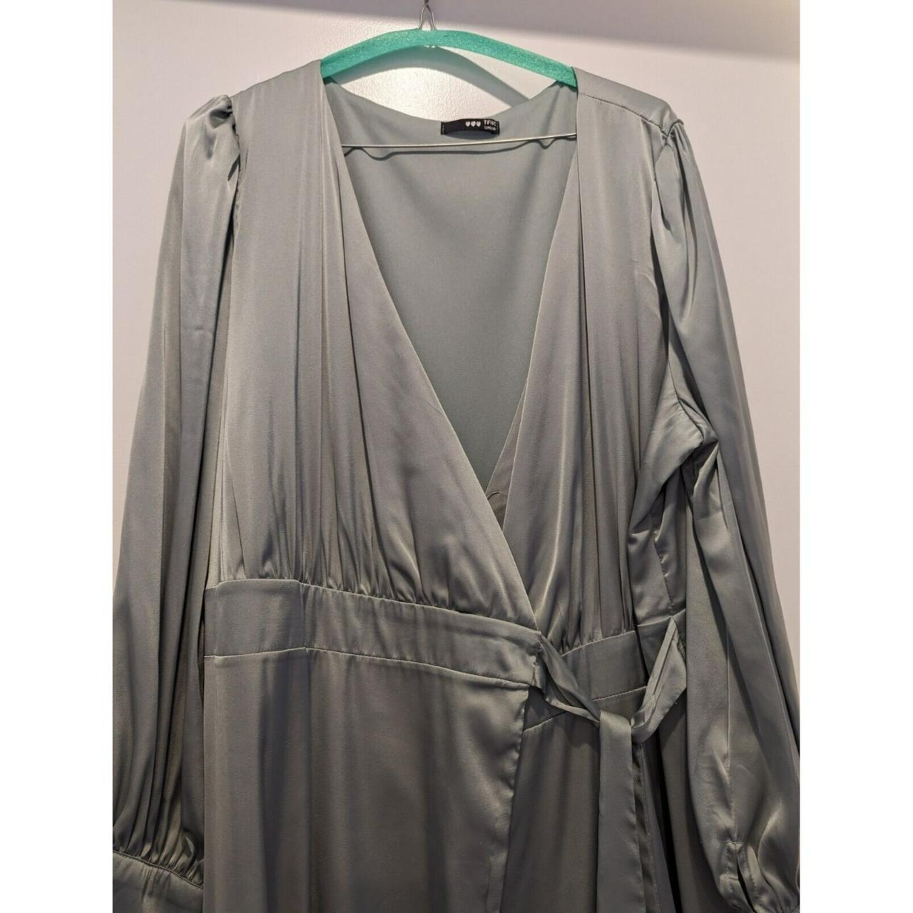 Tfnc London Bridesmaid Dress Size 20 Plus Size... | Depop