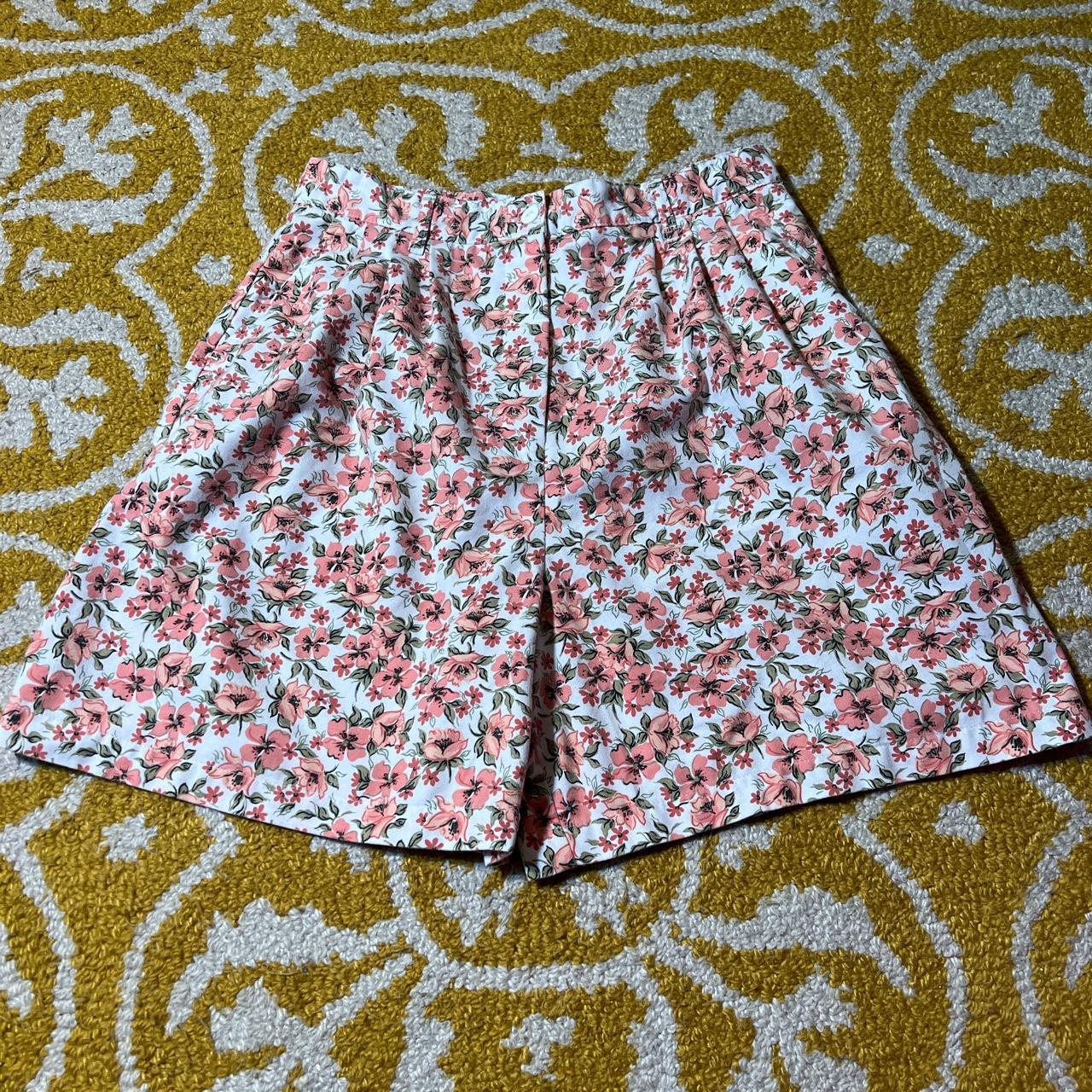 Basic Editions Women's multi Shorts | Depop