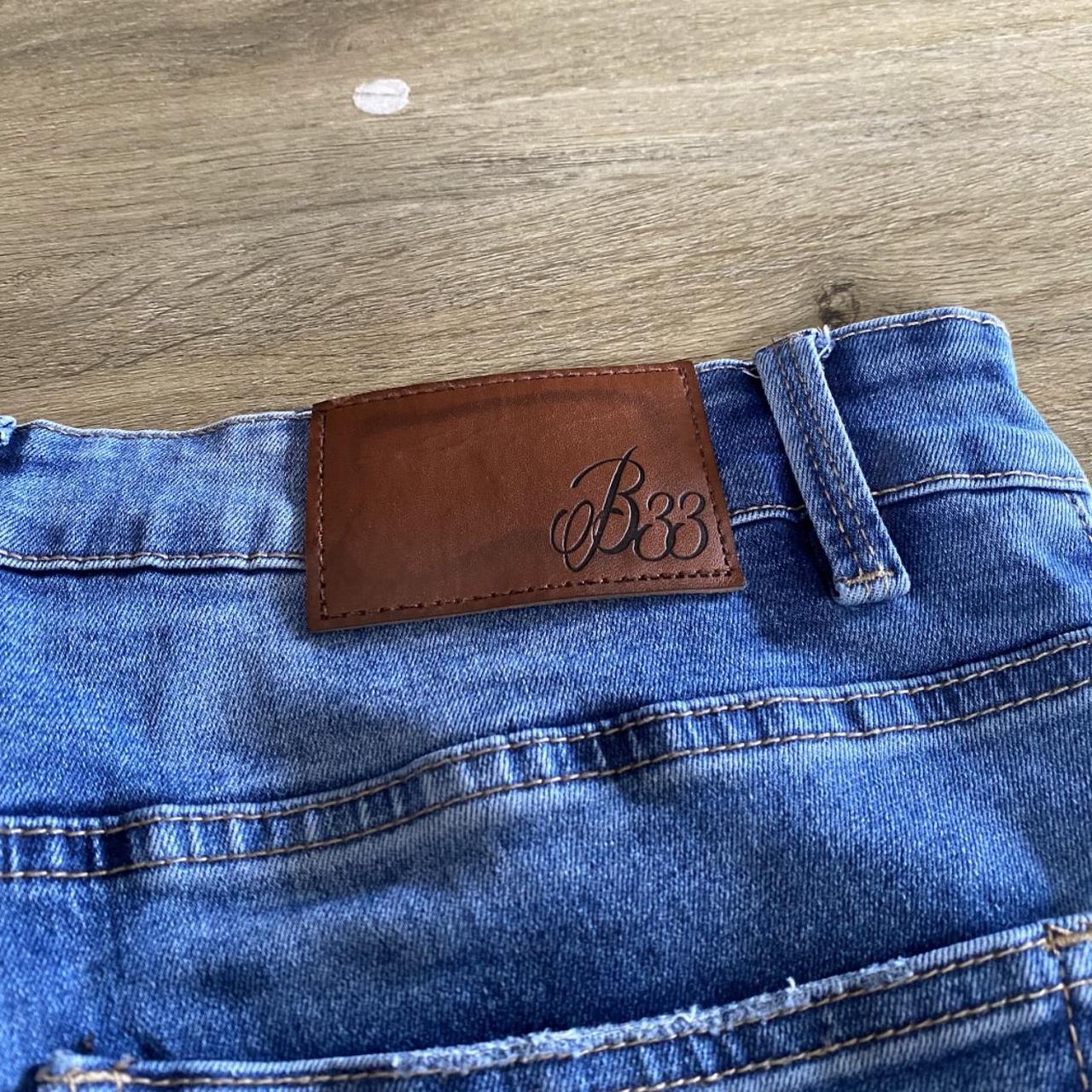 Bee inspired slim fit jeans, 32W 32L Open to... - Depop
