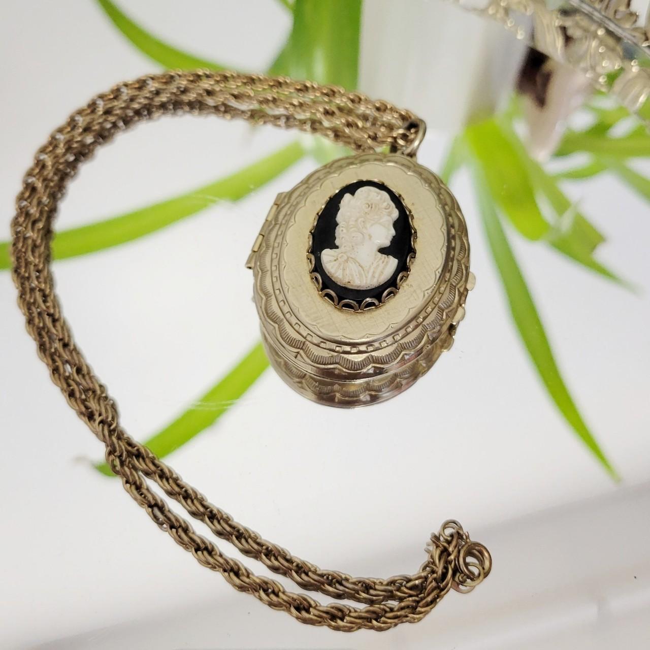 Vintage 80s Cameo Locket! Large Gold tone locket... | Depop