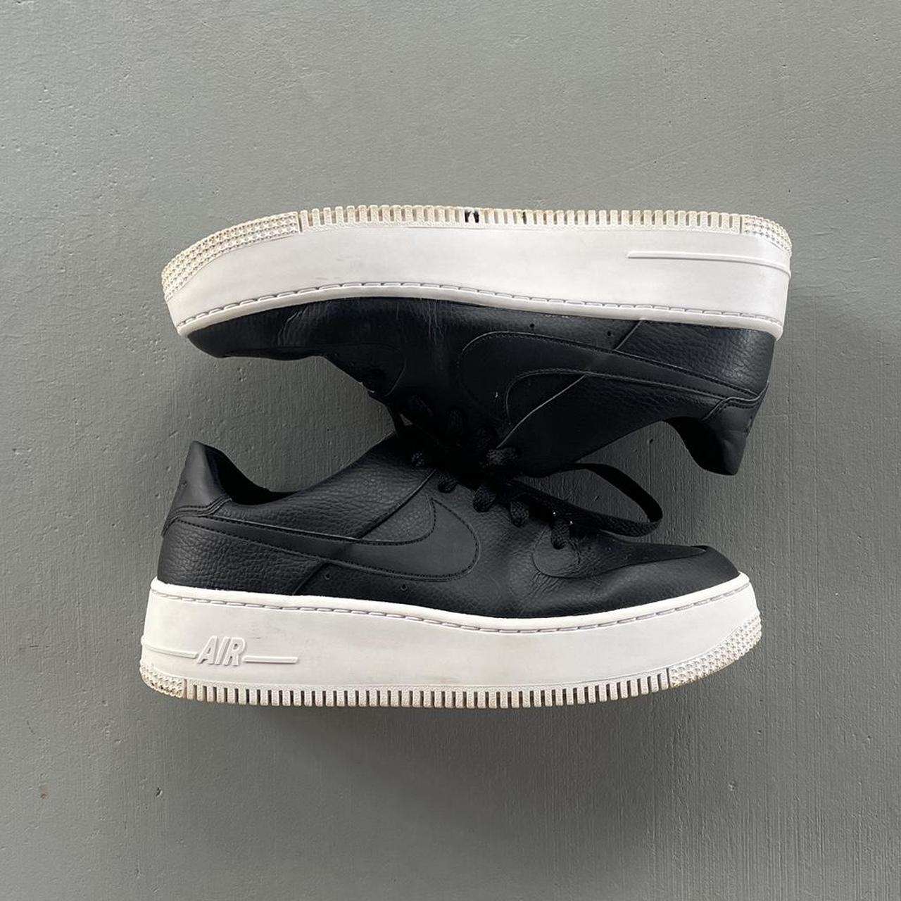 Black Nike Platforms 🔥🔥🔥 -size women’s 9 -worn... - Depop