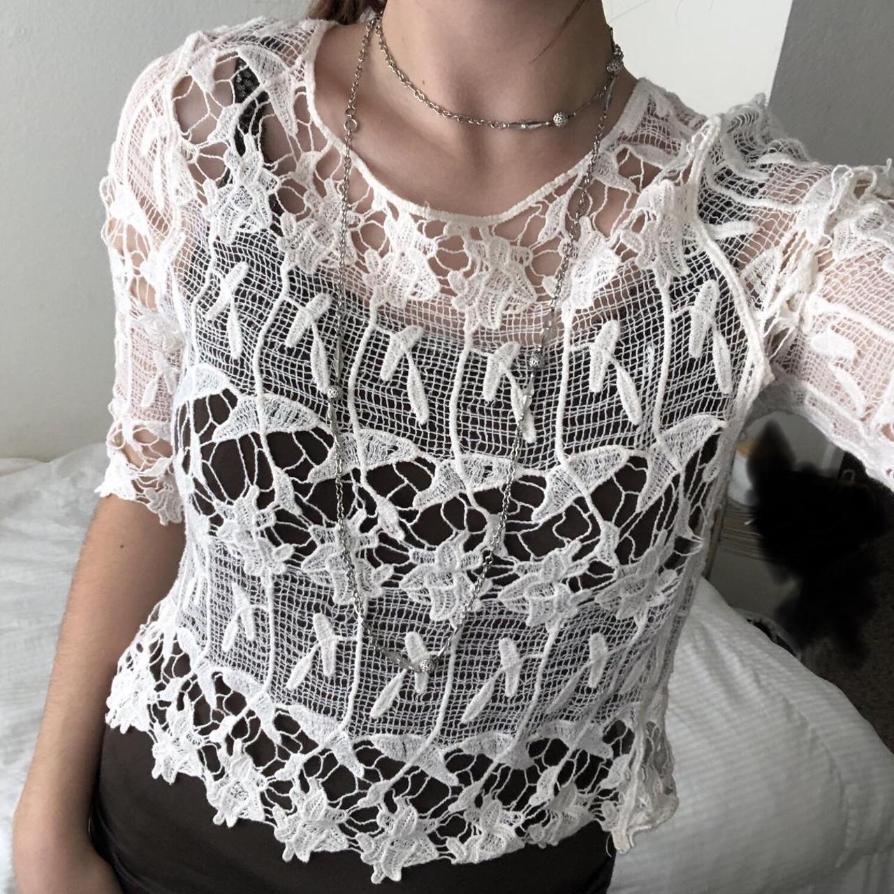 Willow & Clay White lace crop top - XS but is a... - Depop