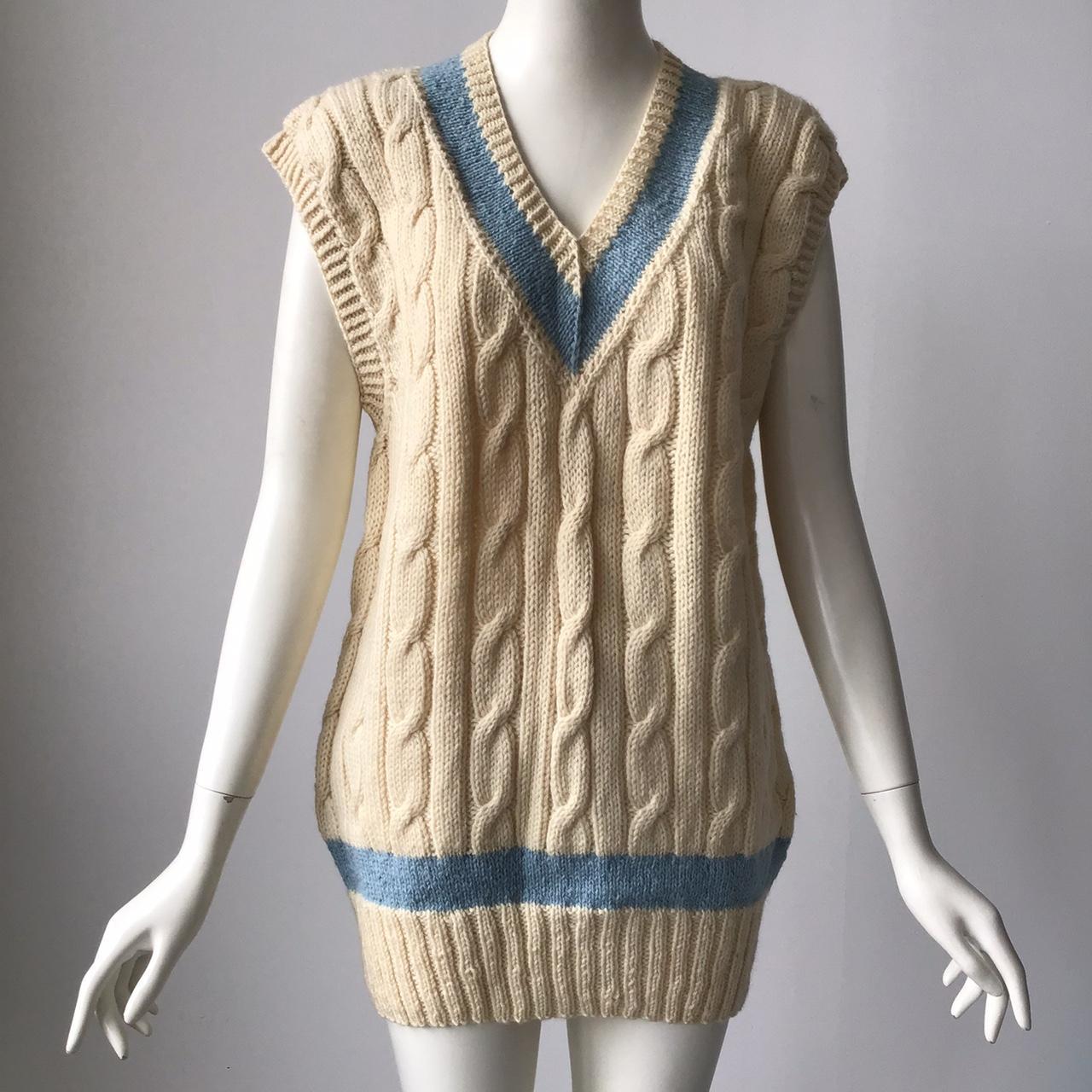 Hackett Women's White and Blue Vest | Depop