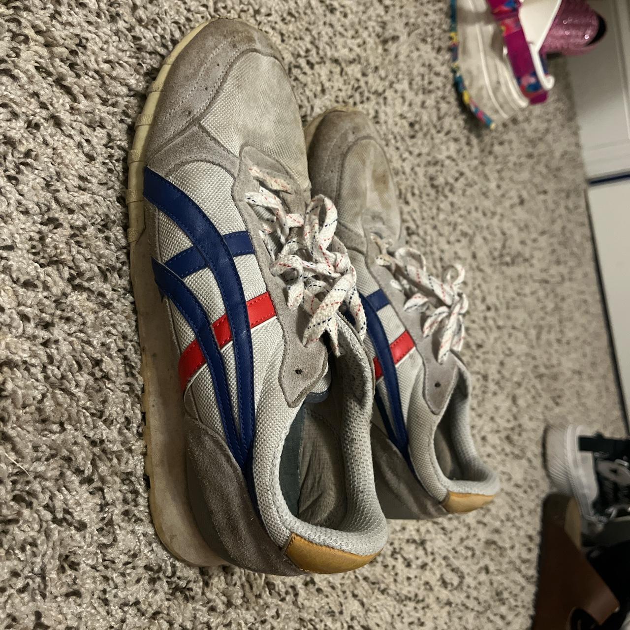 Old school ASICS size 10 - Depop