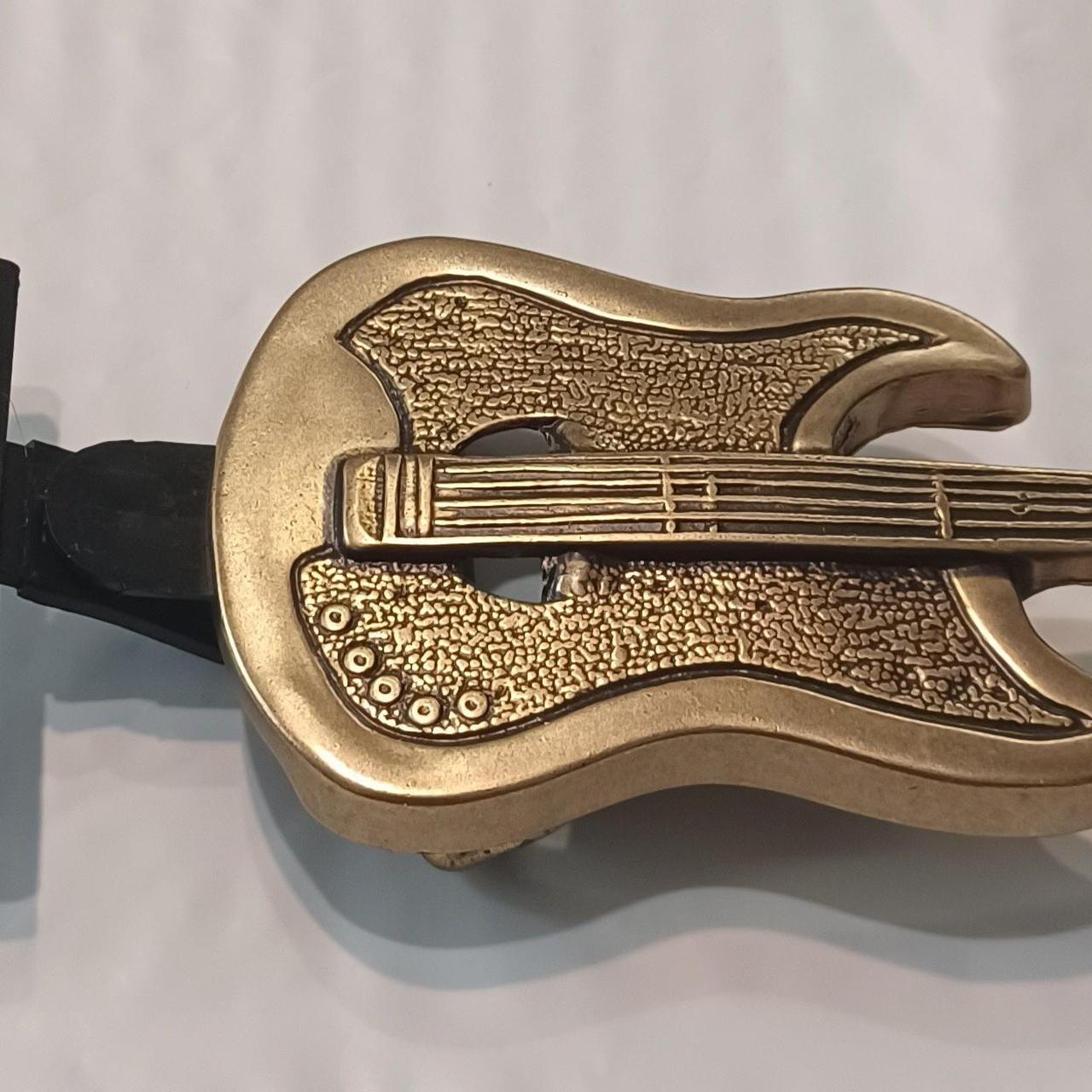 A BEAUTIFUL BRAND NEW ELECTRIC GUITAR BELT BUCKLE... - Depop