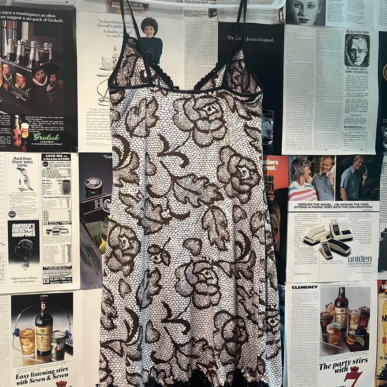 Vintage peter Alexander night gown Size:S - Depop