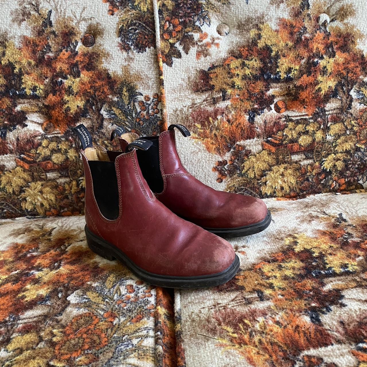 Burgundy red leather Chelsea blundstone boots!... - Depop