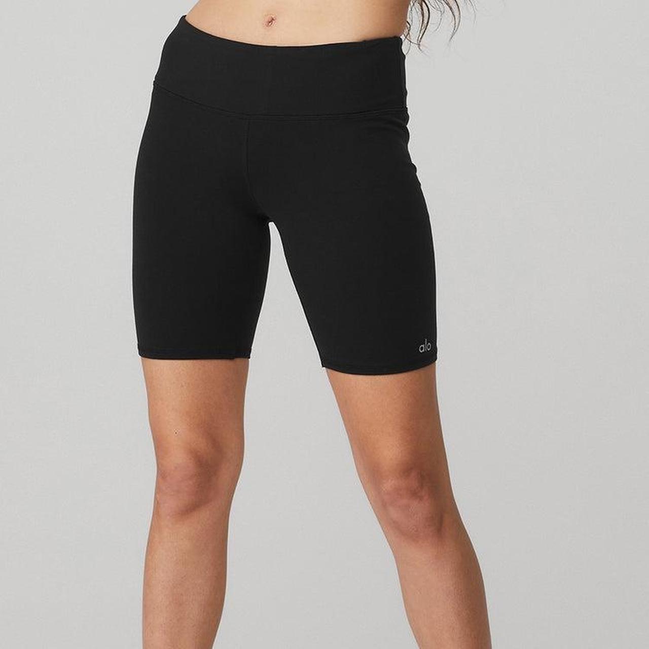 Alo Yoga Women's Shorts | Depop
