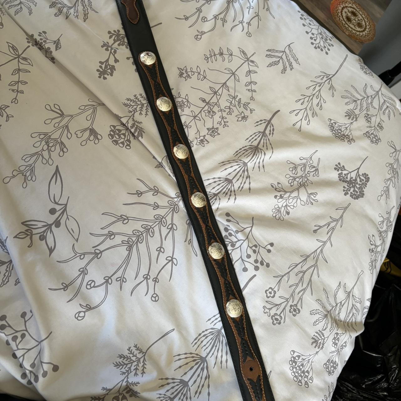 Super cute studded belt is missing a stud. - Depop