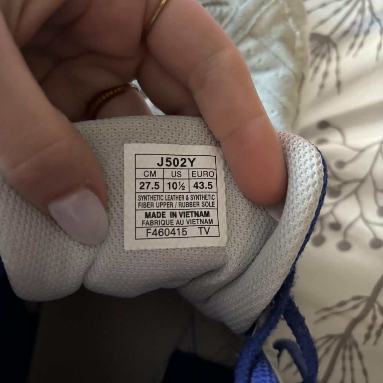 Wrestling shoes worn but loved size 10 1/2 - Depop