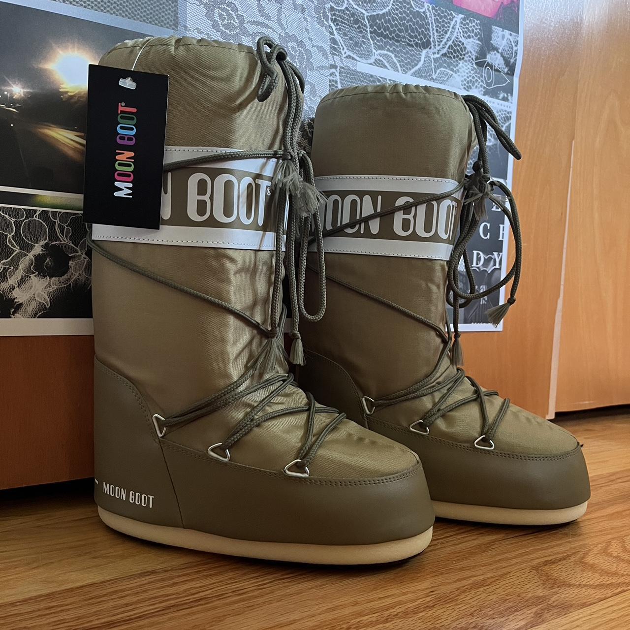 Moon Boot Women's Khaki Boots | Depop
