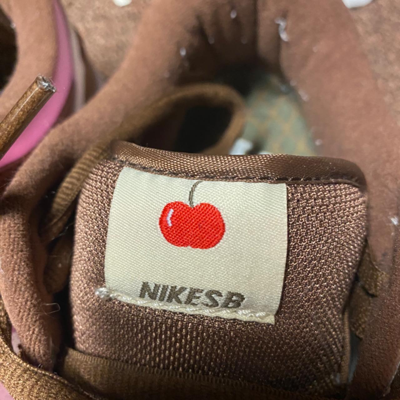 Nike Men's Pink and Brown Trainers | Depop