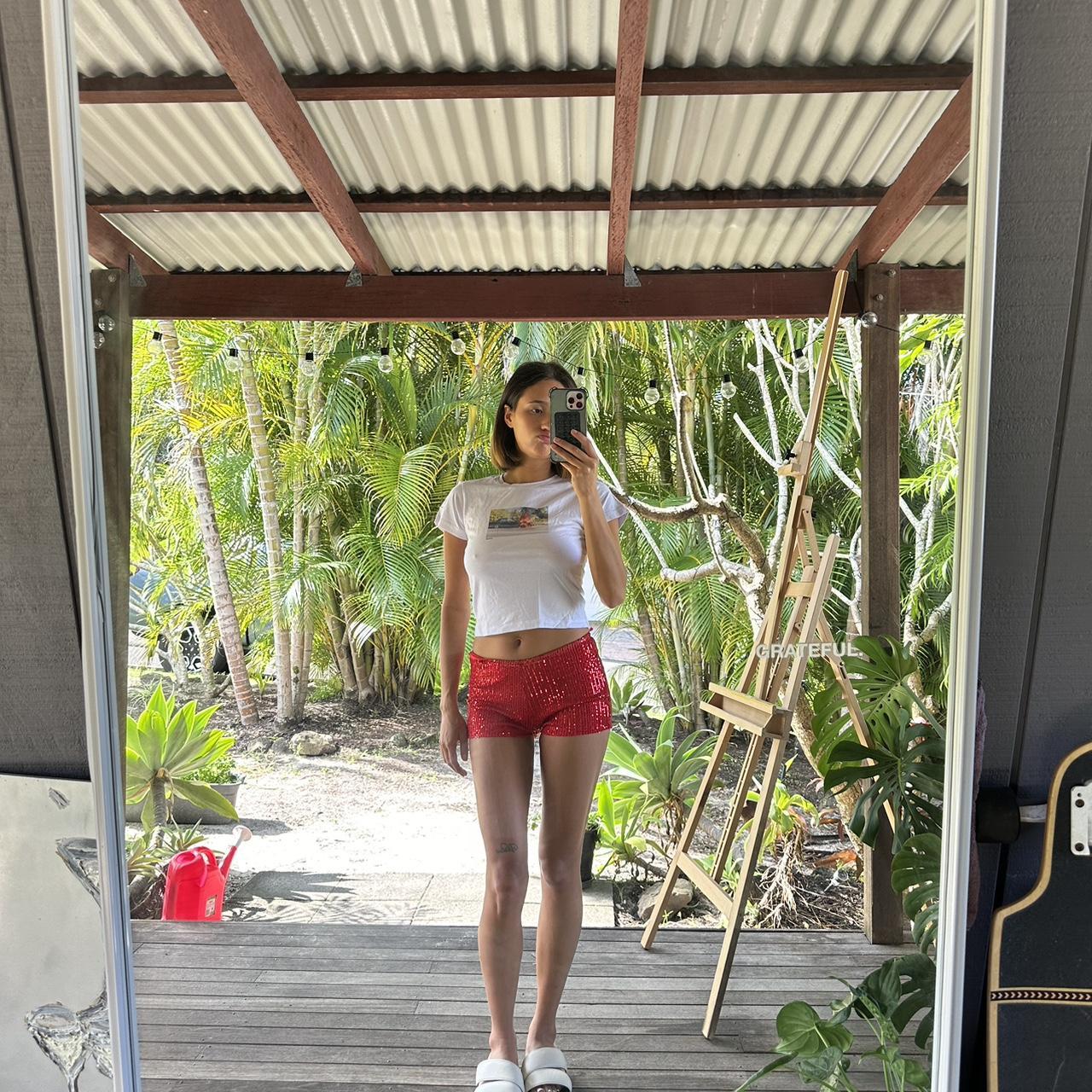 Afends top size small - Depop