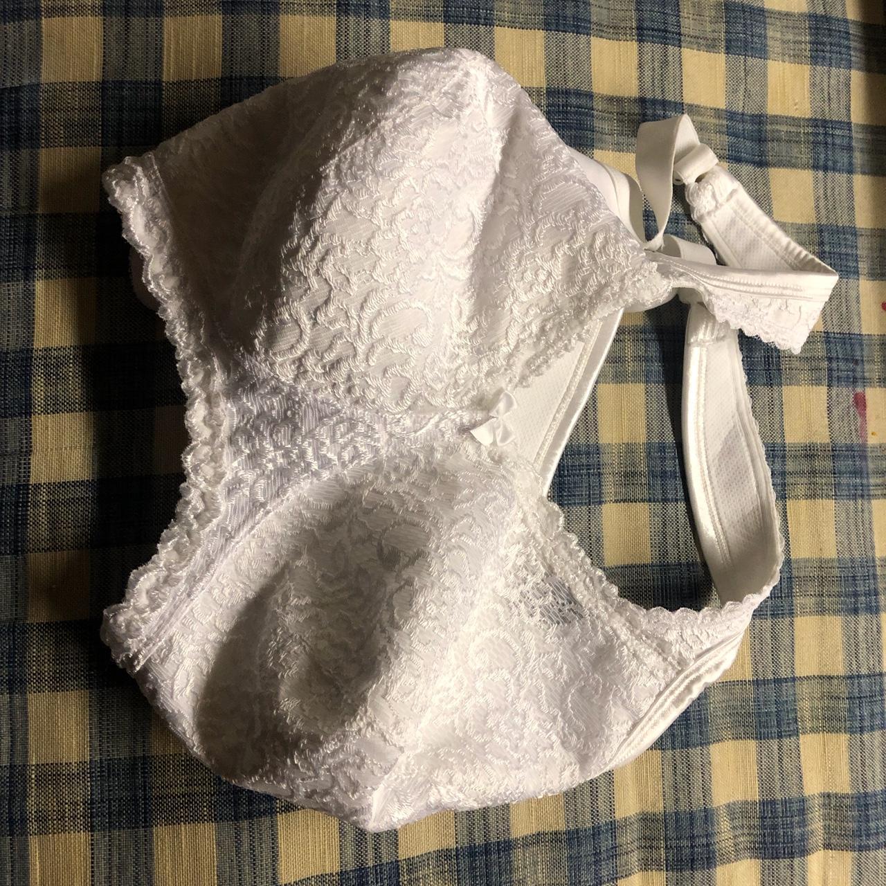Playtex 18Hr white lace bra. Size 44C. NWOT. Has... - Depop