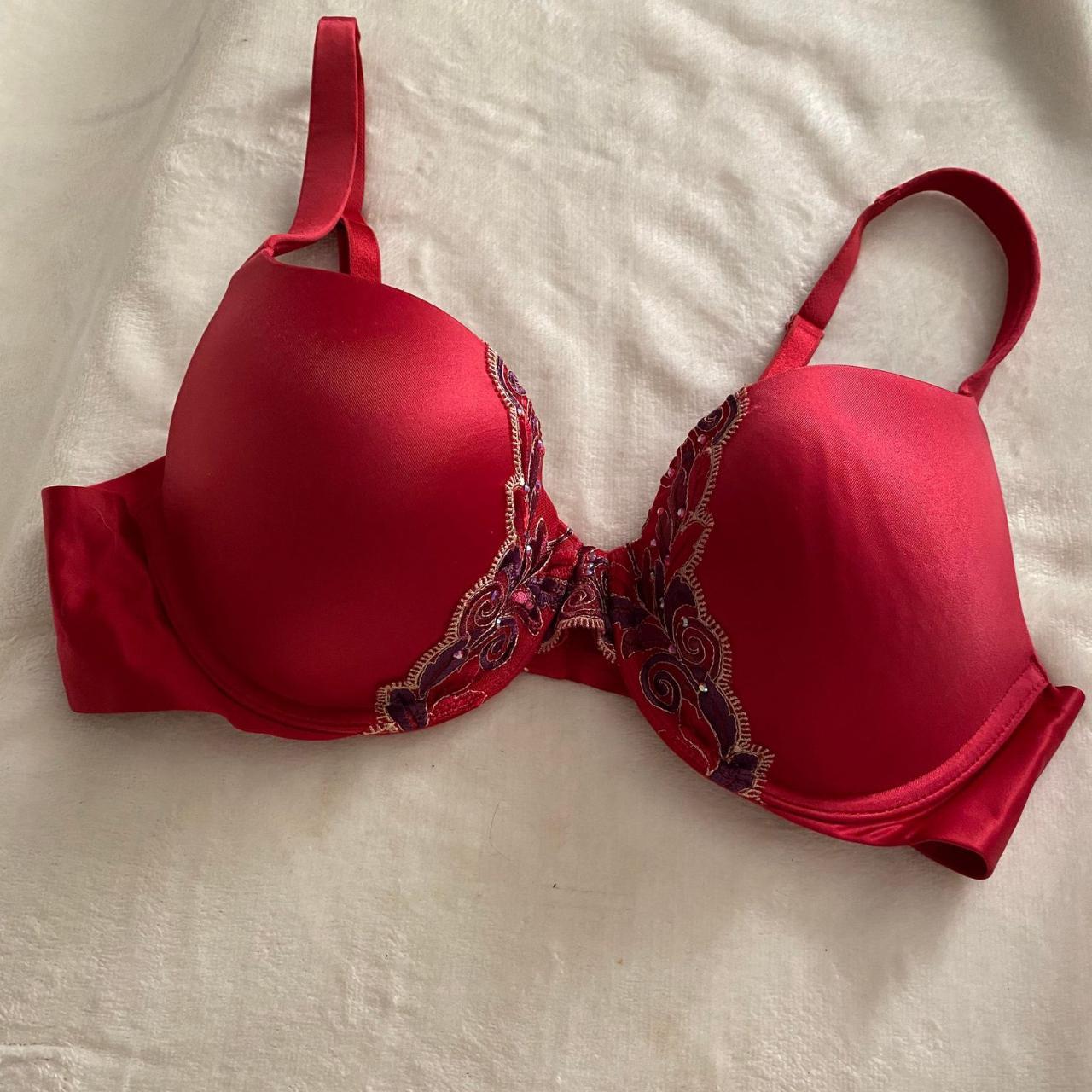 EUC Soma Red Bra with Rhinestones Size 36B - Depop