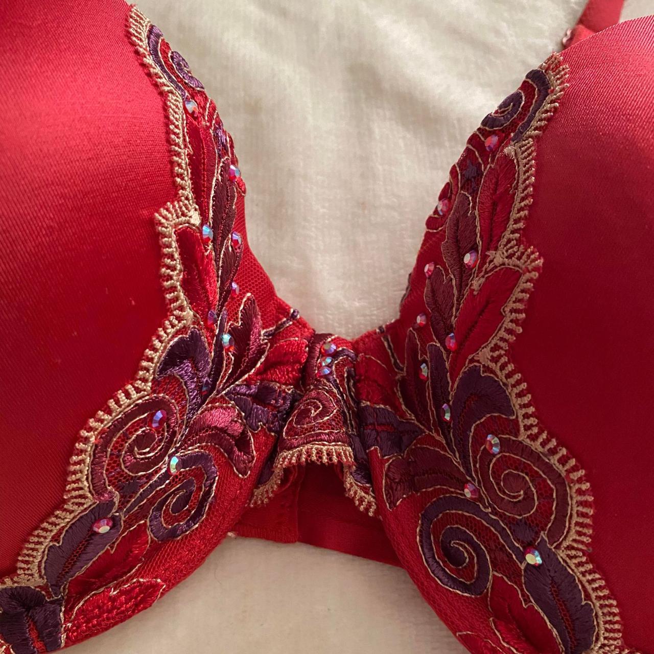 EUC Soma Red Bra with Rhinestones Size 36B - Depop