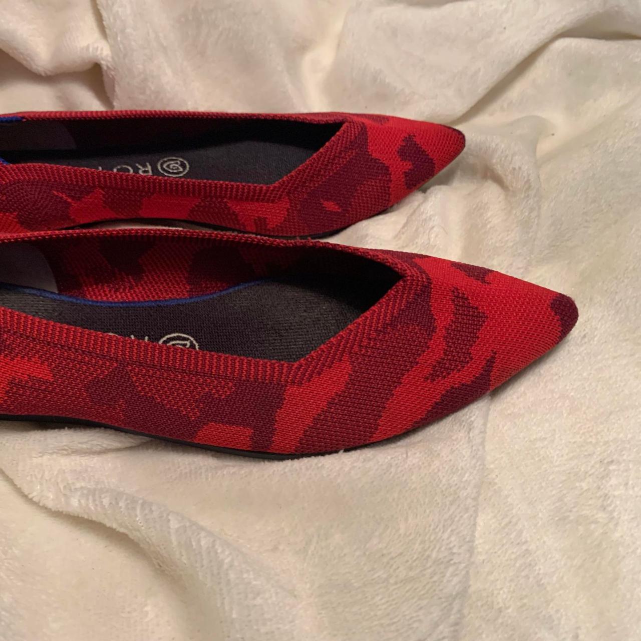 EUC Rothy's the Point Red Camo Flats Size 9 - Depop