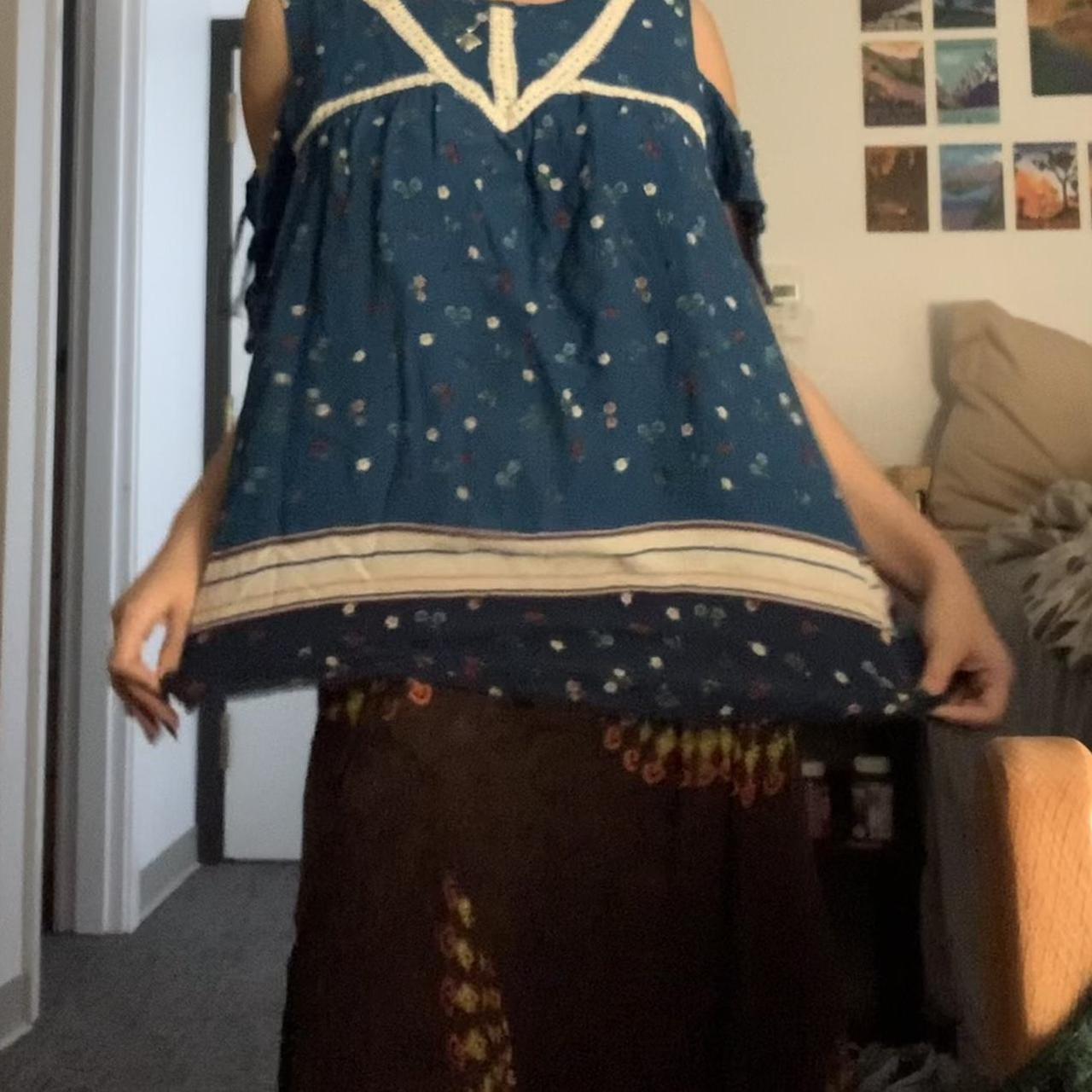 XL babydoll/whimsical top For reference, I usually... - Depop