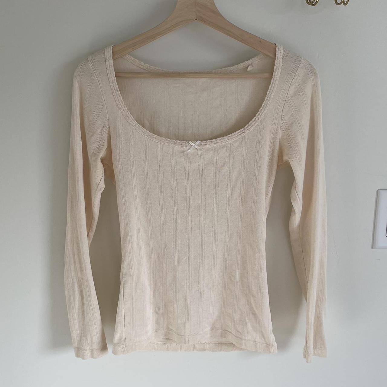 Doen Romy Top 🤎So darling 🤎GUC 🤎Tts small 🤎Bow in... - Depop