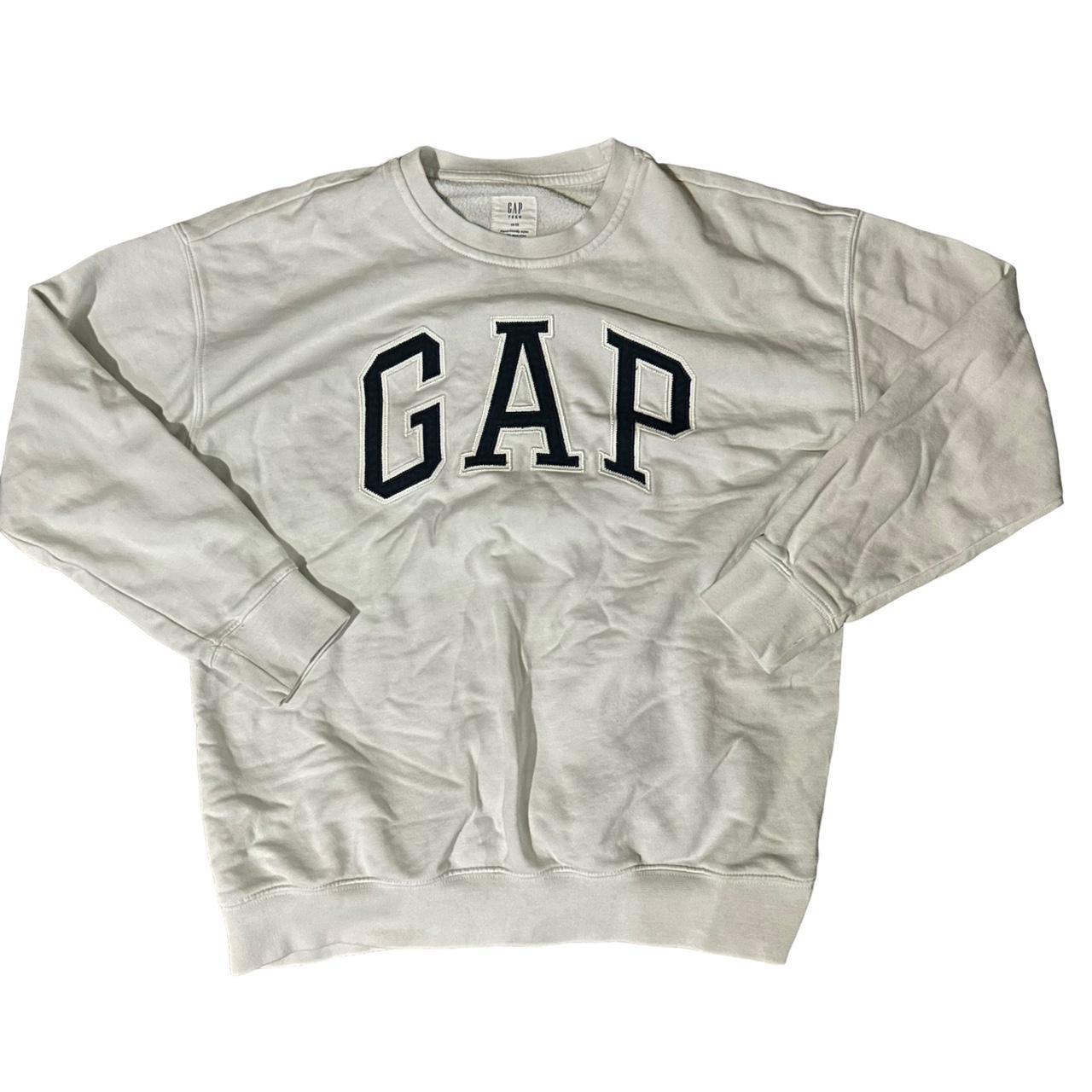 Gap crew neck sweater🔥 .size M #gap #streetwear... - Depop