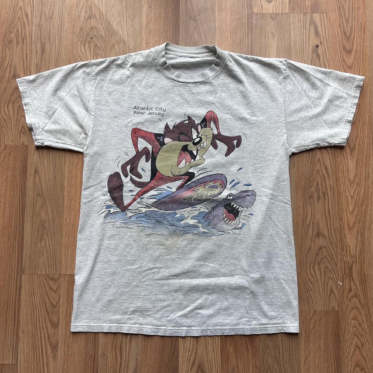 90s-1996 single-stitch vtg Warner bros taz chasing... - Depop