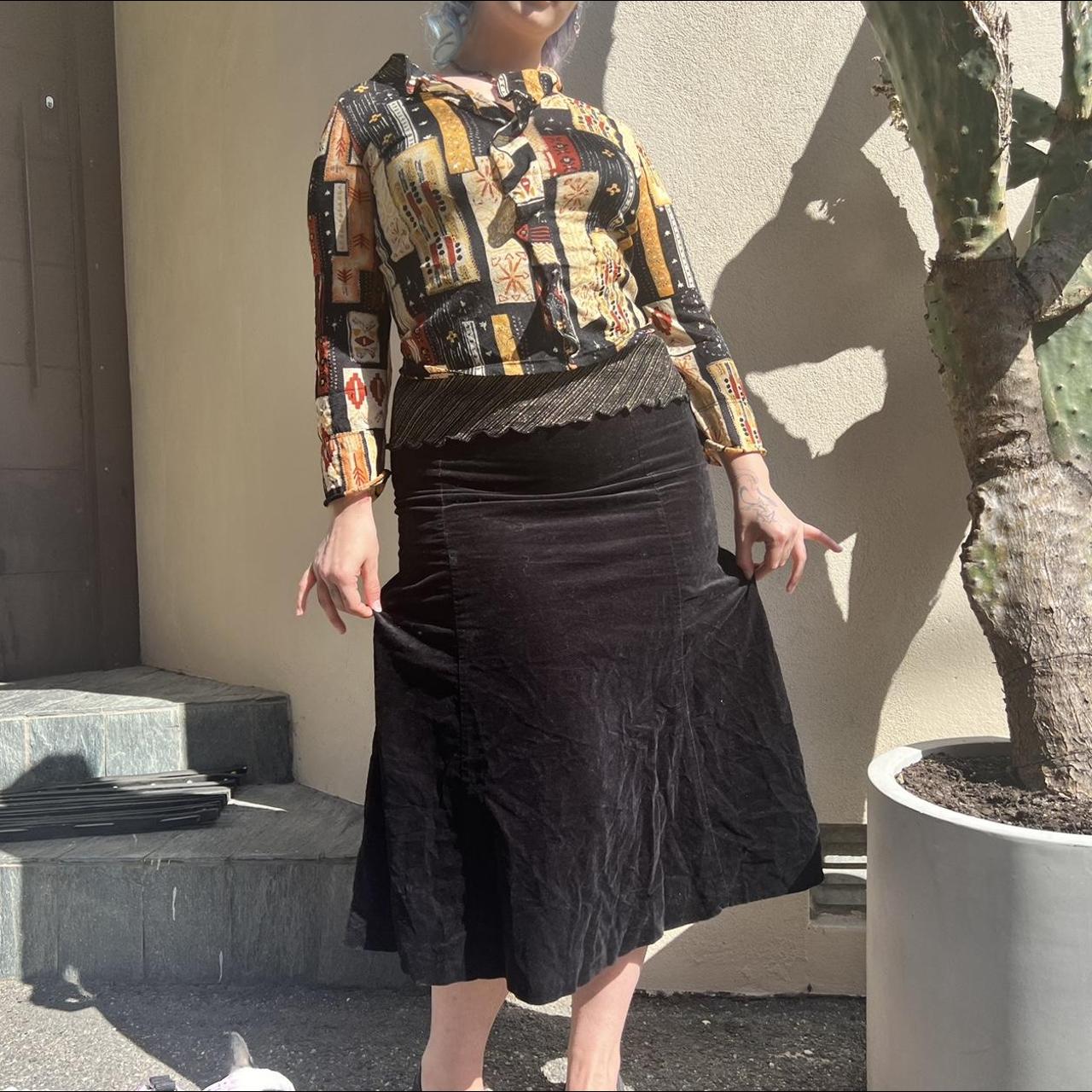 ☾⋆｡𖦹 ° 90s Staple Black Faux Micro-Suede A-Line... - Depop