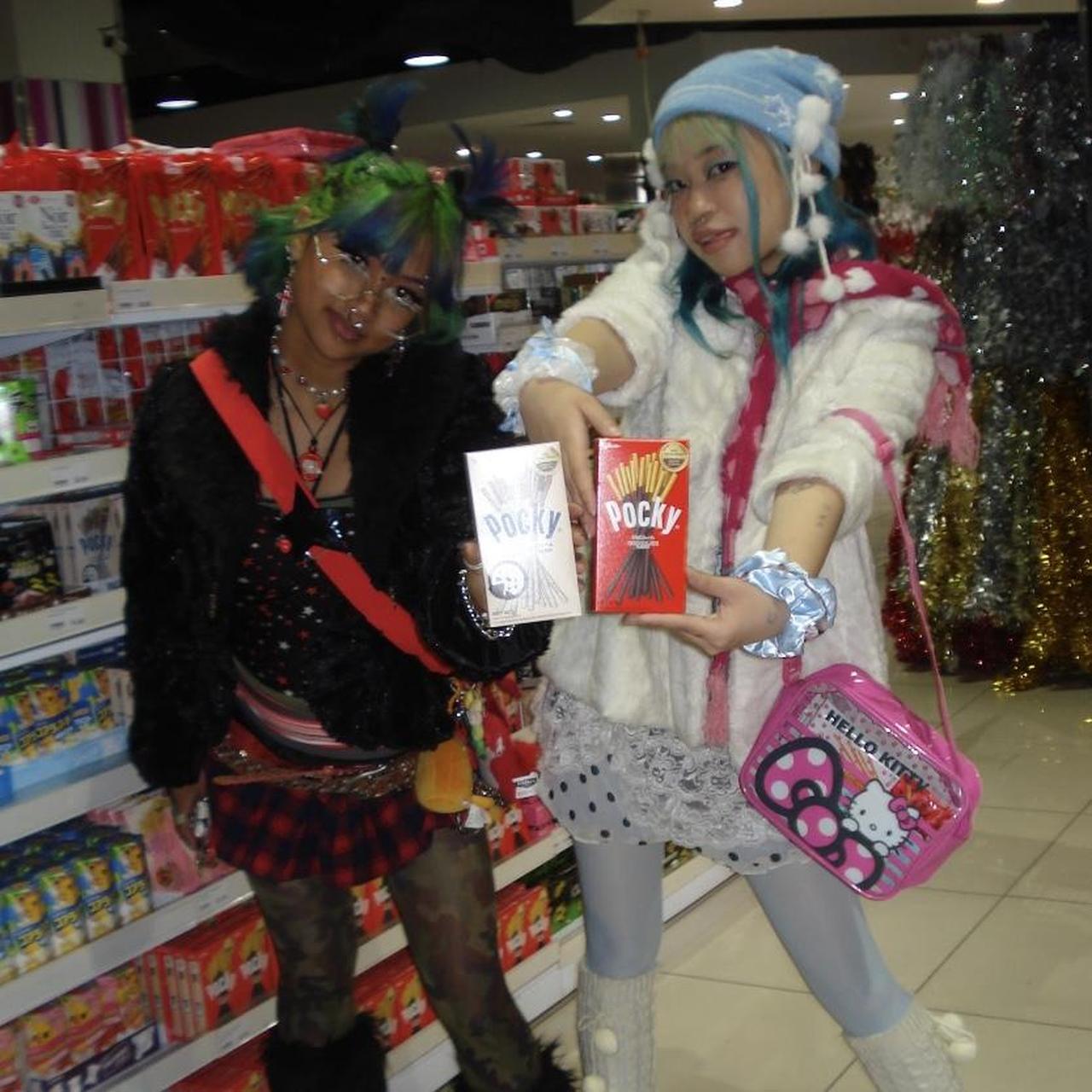 ☾⋆｡𖦹 ° transparent hello kitty bag ☾⋆｡𖦹 ° ... - Depop