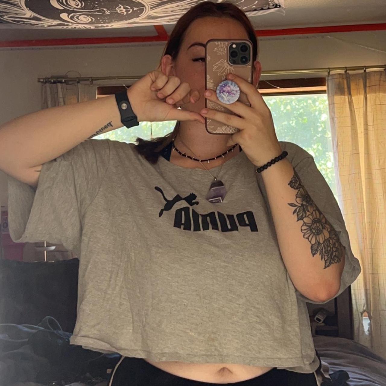 Xl grey puma cropped shirt! - Depop
