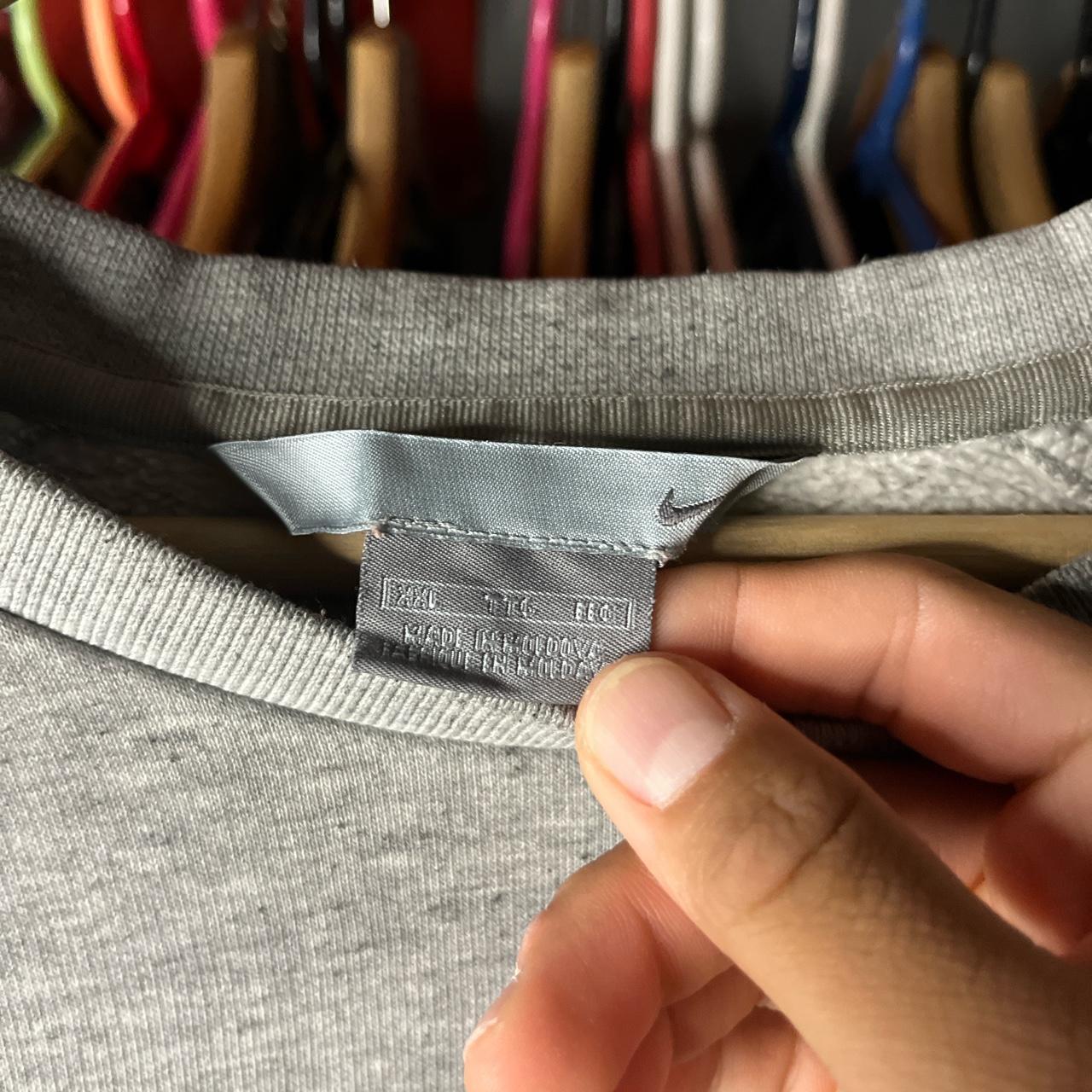 Y2k Nike Sweater. Beautiful piece. No kind of flaws.... - Depop