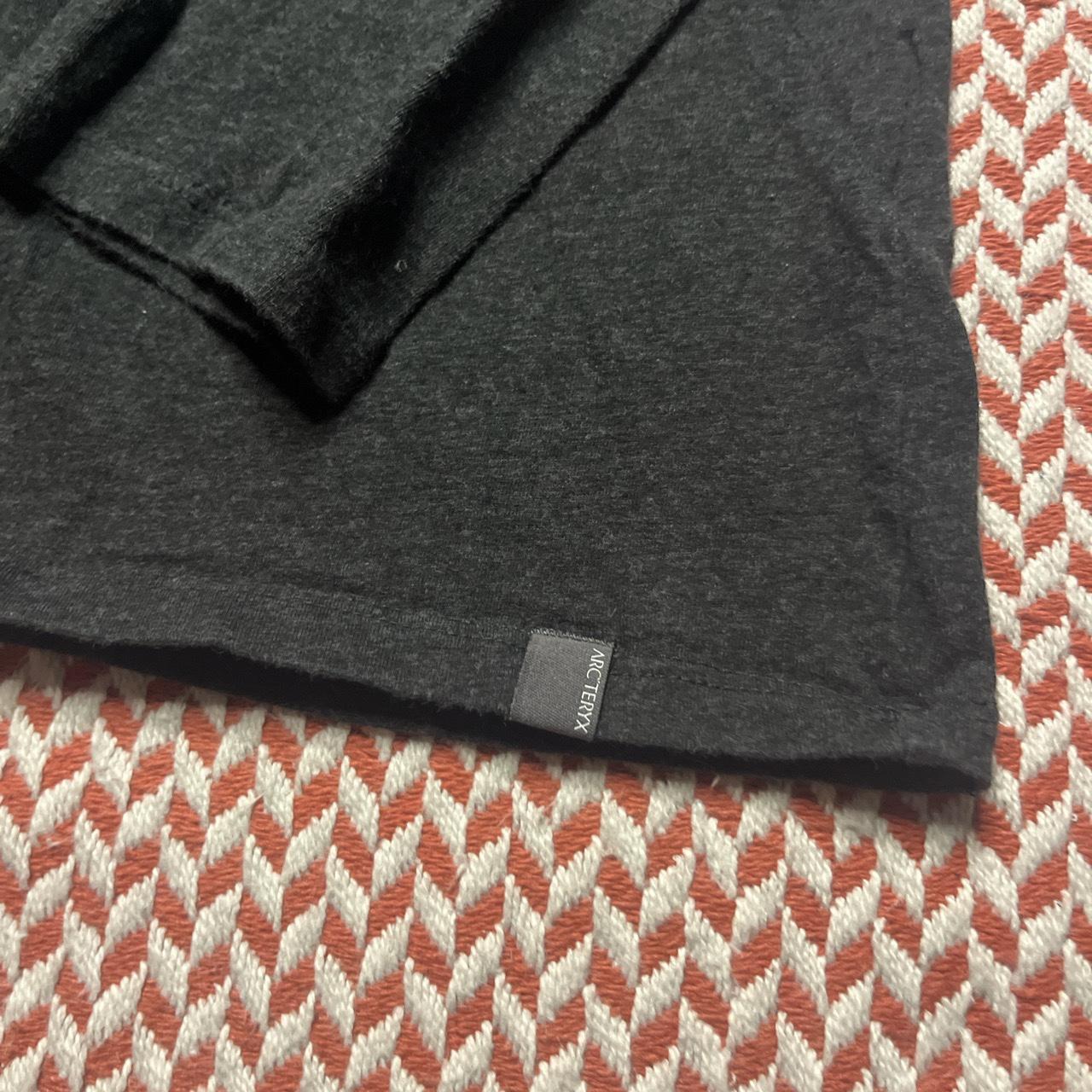 Arc’teryx W long sleeve. Great back graphic. Tag XL... - Depop