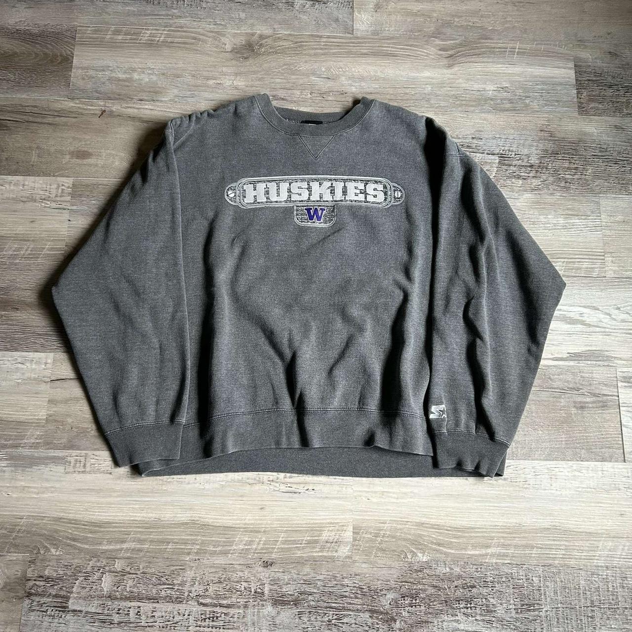 90s Washington Huskies Crewneck Size Large/XL 25.5... - Depop