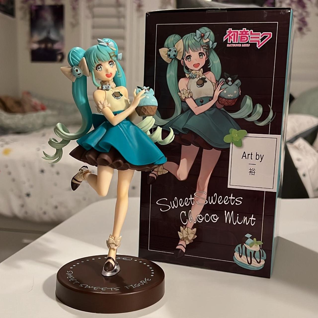 Hatsune Miku SweetSweets Choco Mint Figure ♡ Box... - Depop