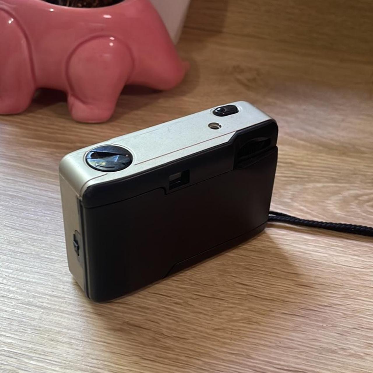 VIVITAR POINT N SHOOT RED - UNTESTED Although it’s... - Depop