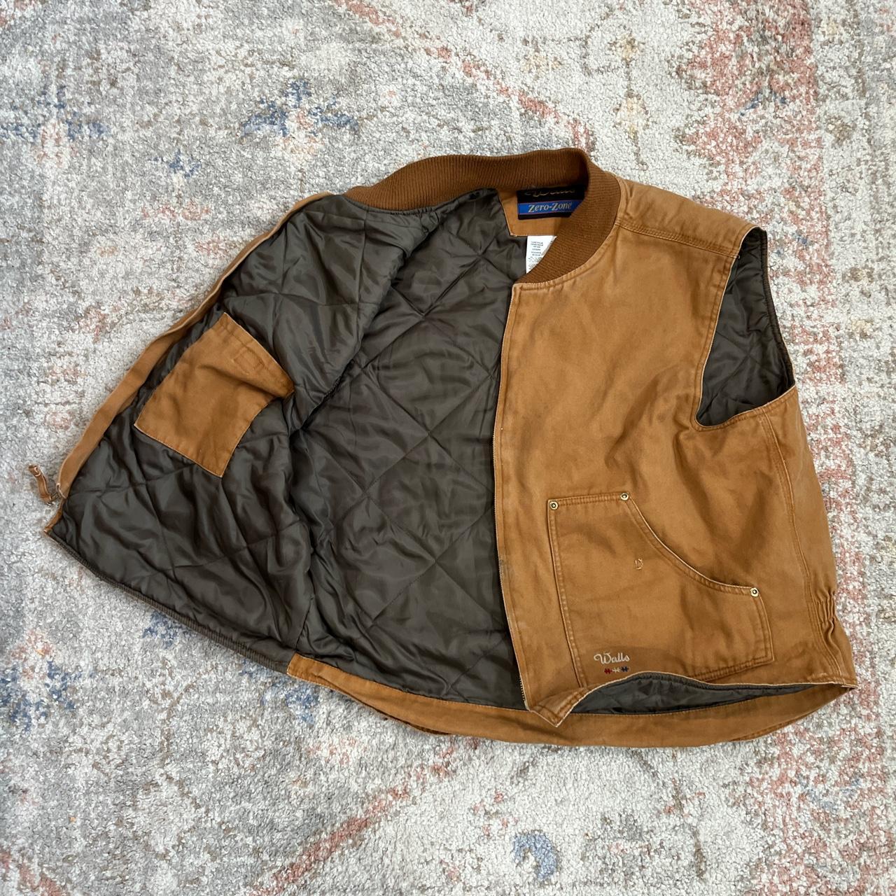 90s walls vest Size XL Small stains on front... - Depop