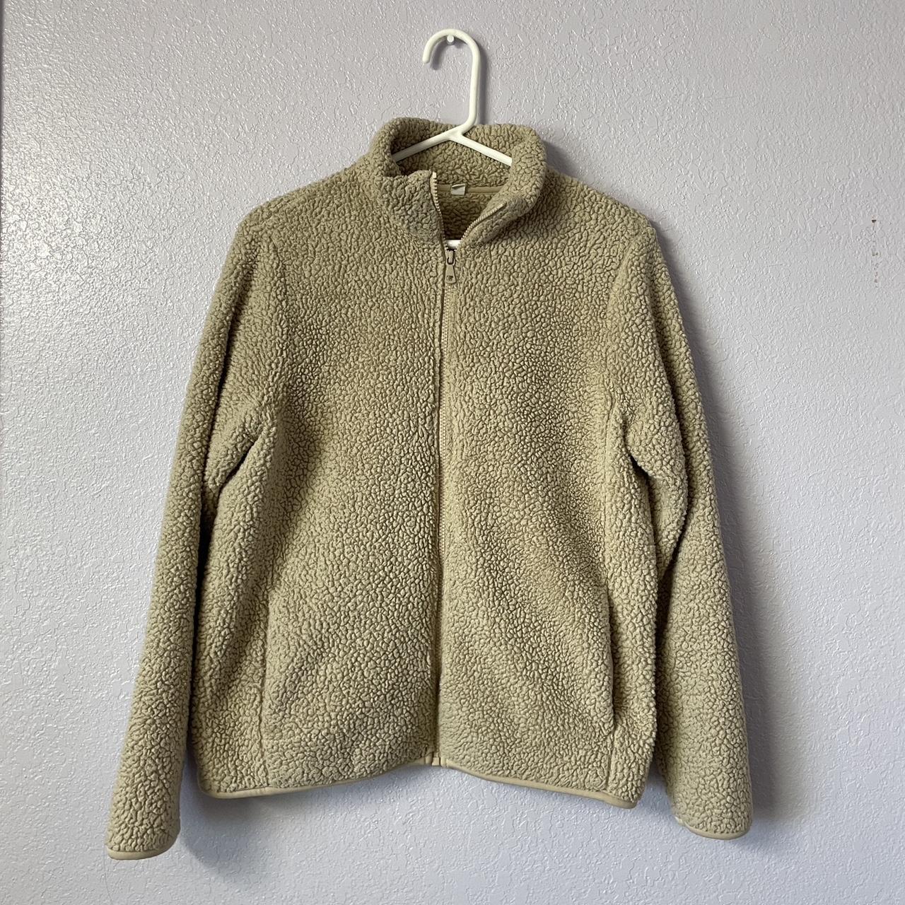 New Uniqlo Cream fleece jacket - Depop