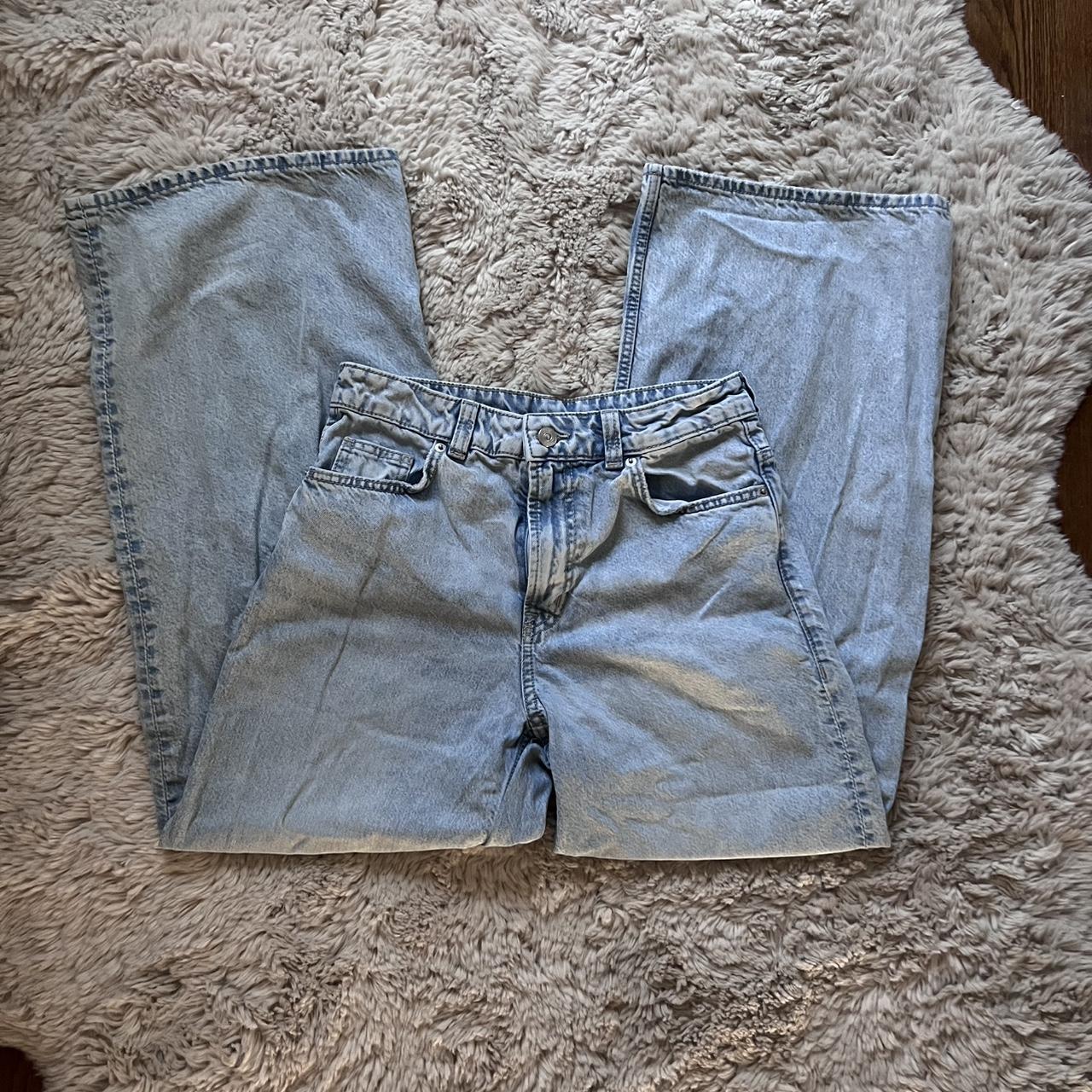 Divided jeans, light wash, size 4 | Depop