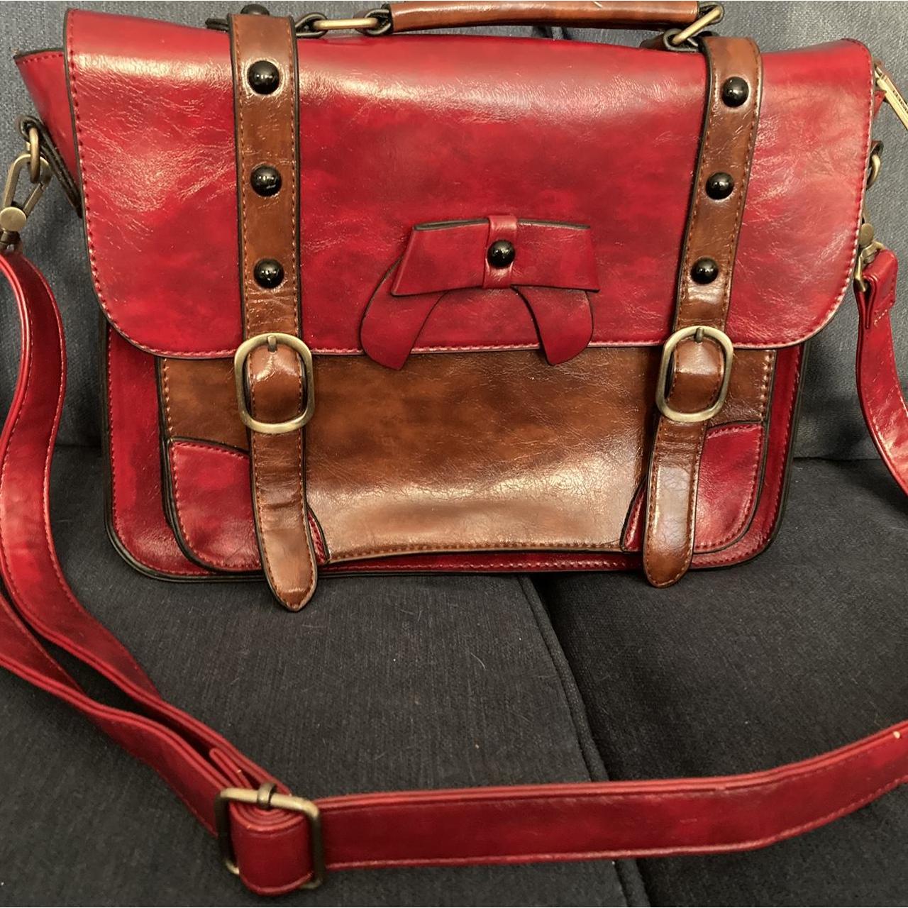 red messenger bag. hardly used. love the little... - Depop