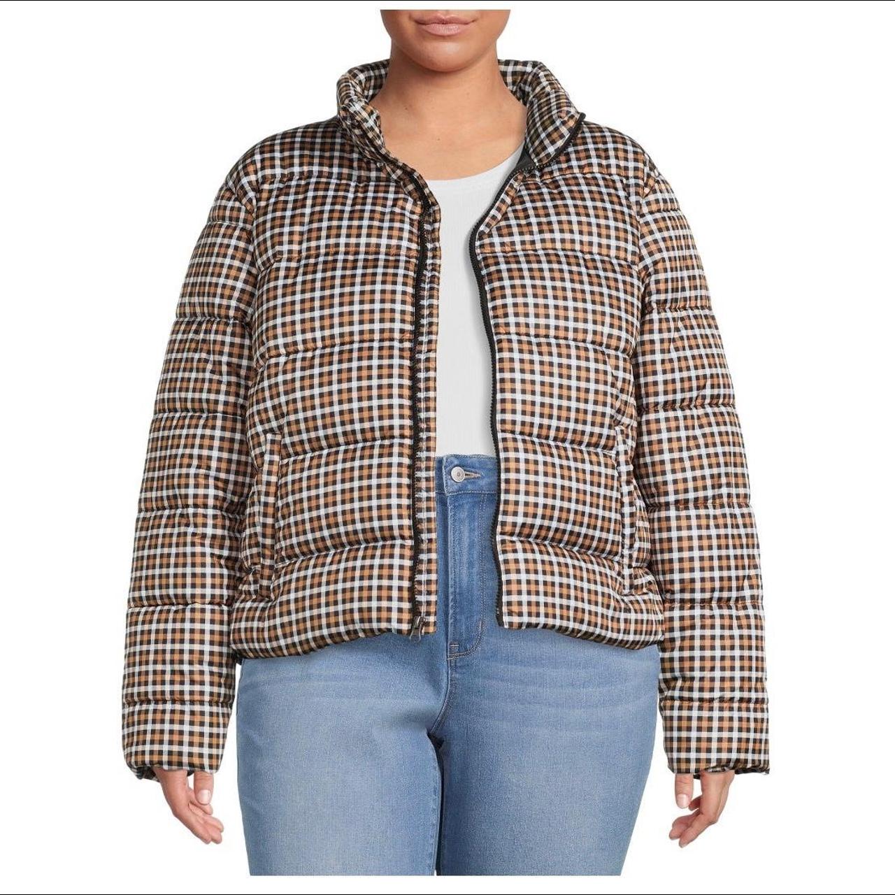 Large checkered puffer jacket - Depop