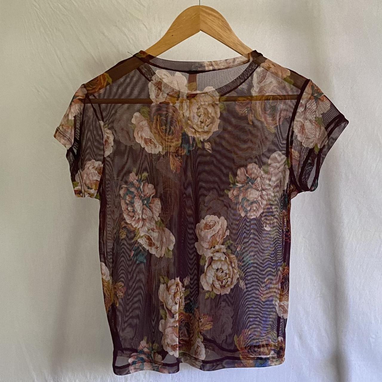 Mesh Flower Top Comfortable and perfect for summer. - Depop