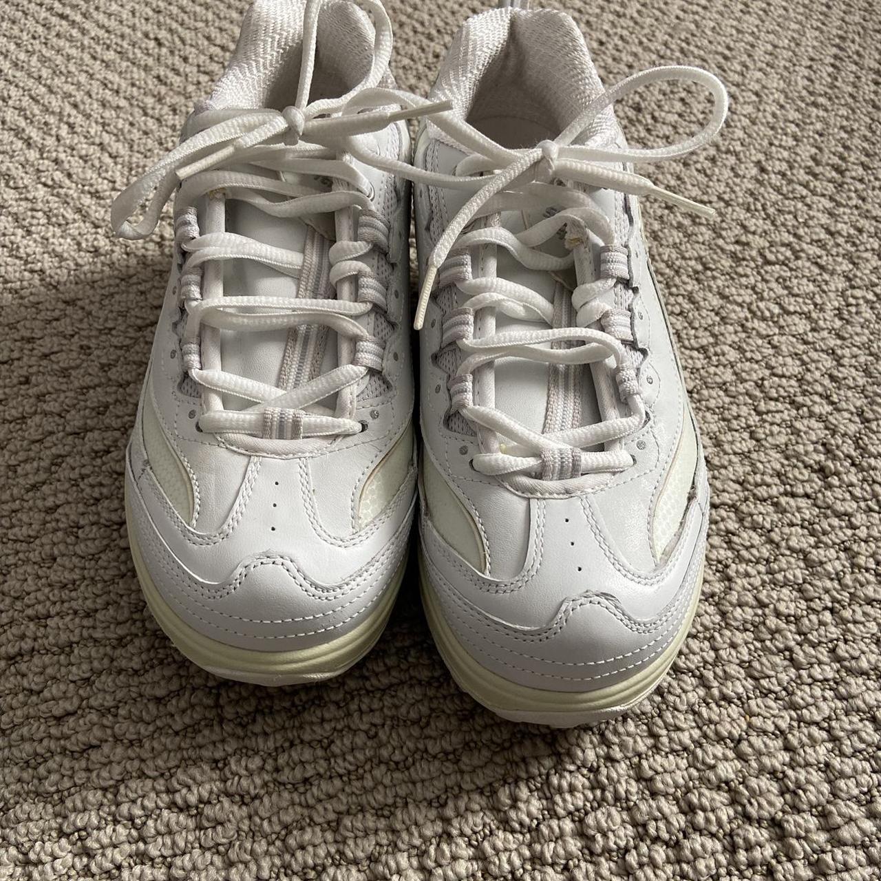 sketchers shape ups white womens 7.5 - Depop